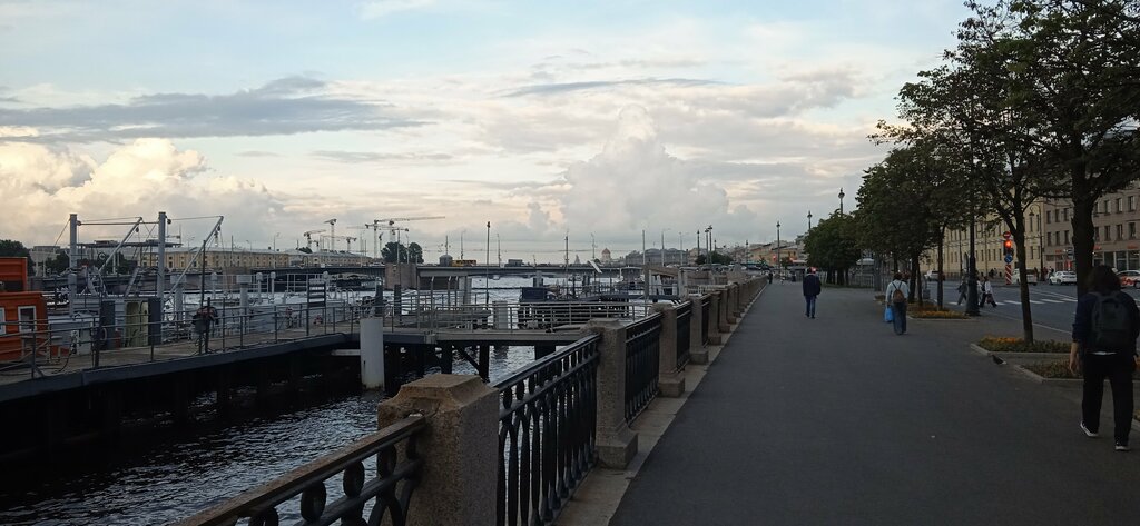 i̇skele причал № 1 на набережной Макарова, Saint‑Petersburg, foto
