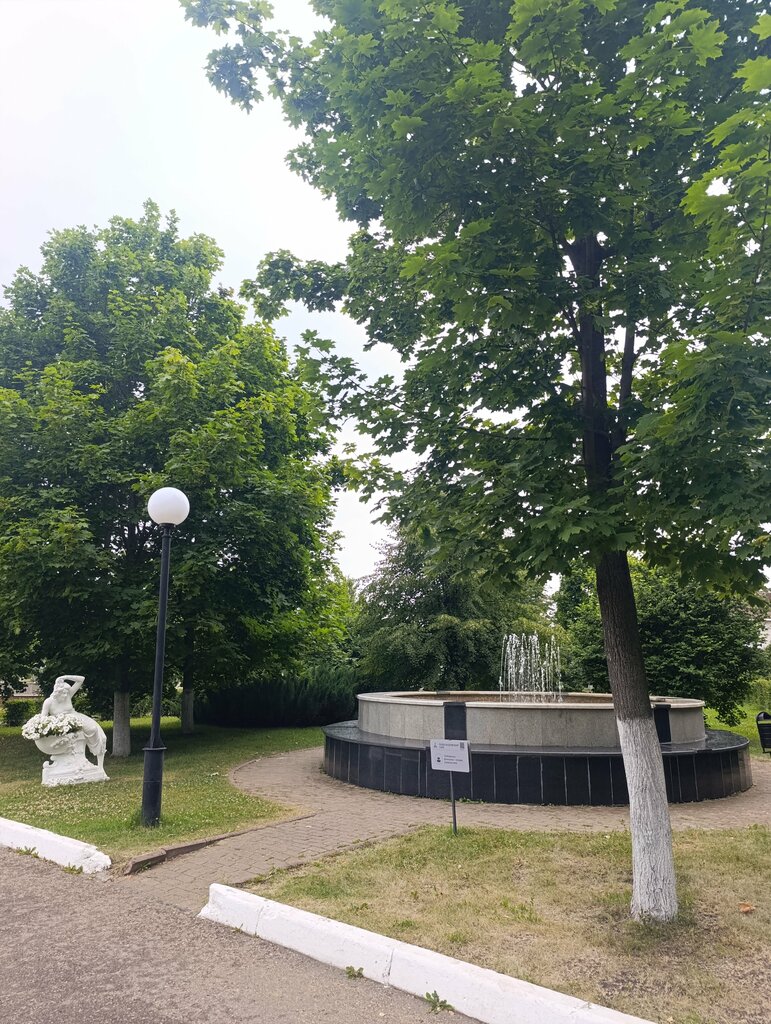 Çeşme Fountain, Ulyanovsk, foto