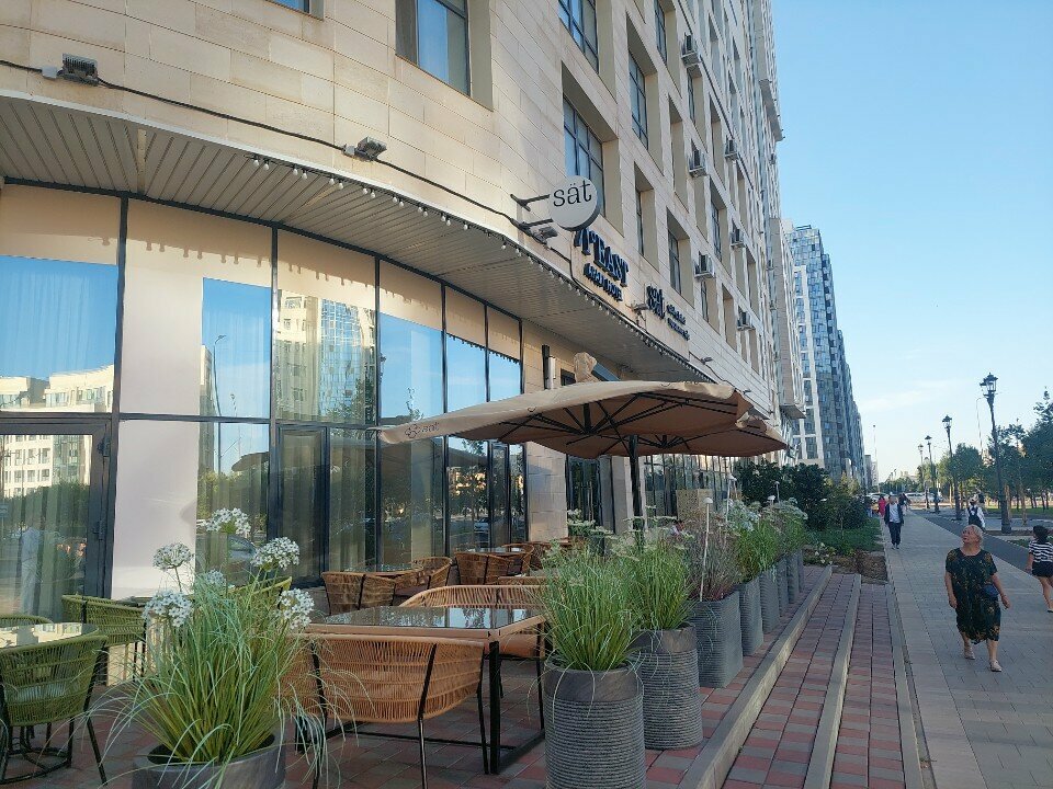 Otel 71° East, Astana, foto