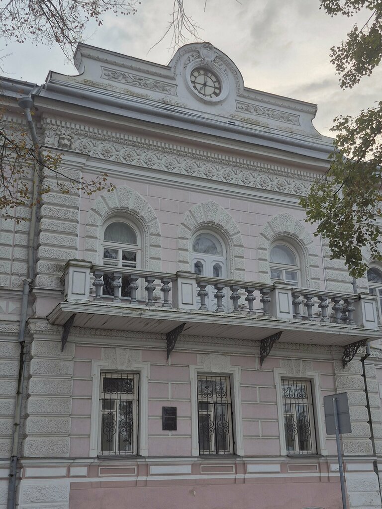 Turistik yerler Дом купца В. Я. Кузнецова, 1893 г., Yaroslavl, foto