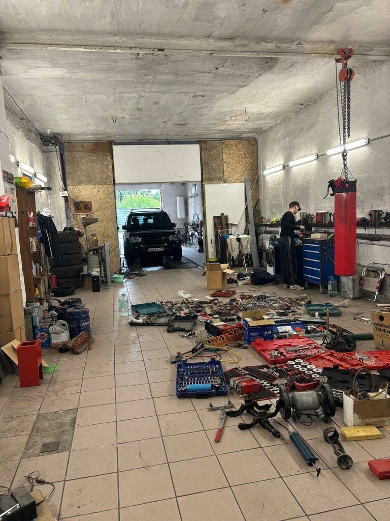 Otomobil servisi Кардинал, Mejdureçensk, foto