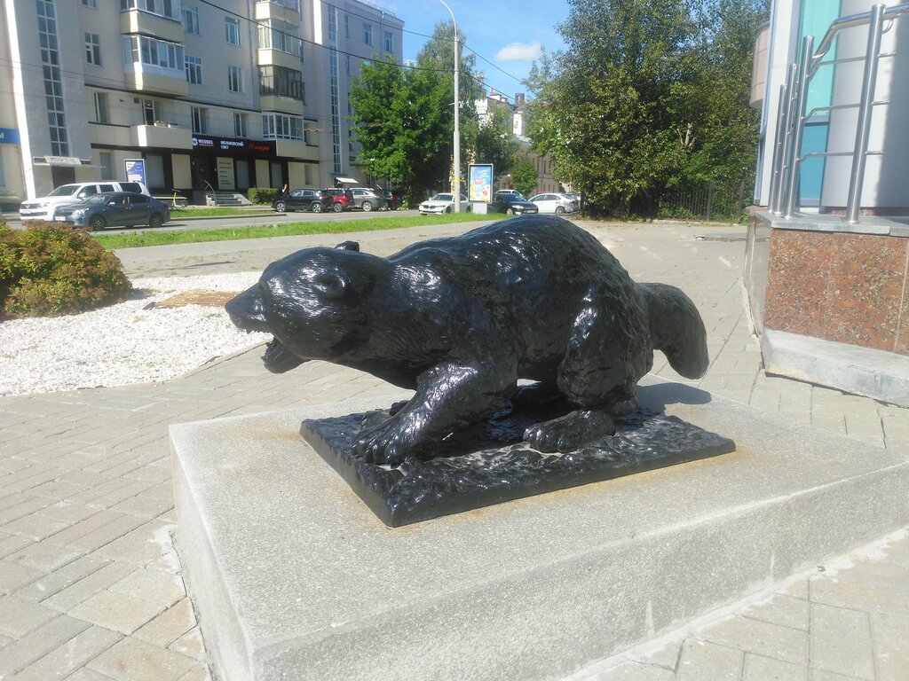 Park, sokak heykeli Соболи, Yekaterinburg, foto