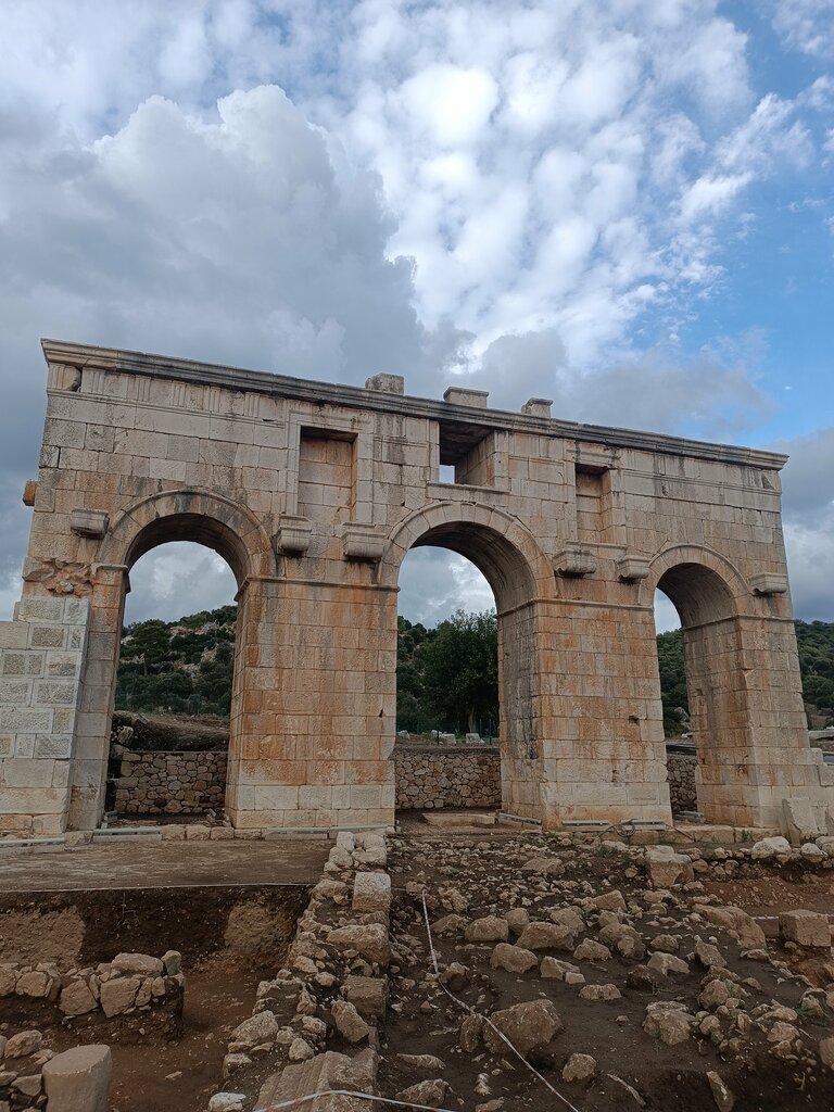 Turistik yerler Modestus Zafer Takı, Kaş, foto