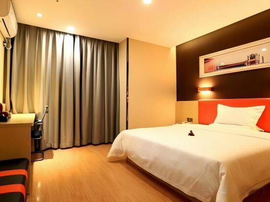 Otel 7 Days Premium Hotel, Dünya, foto