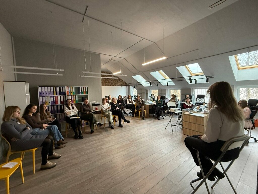 Muhasebeciler Direkt Aktiv, Minsk, foto