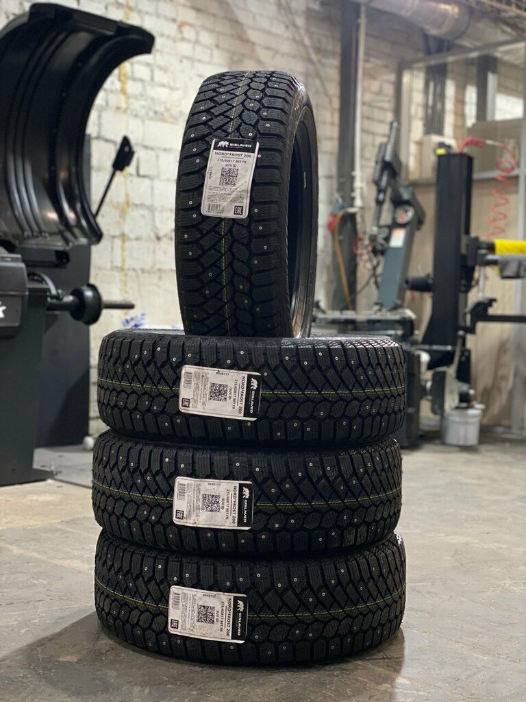 Tire service Kolesnica, Saint‑Petersburg, foto