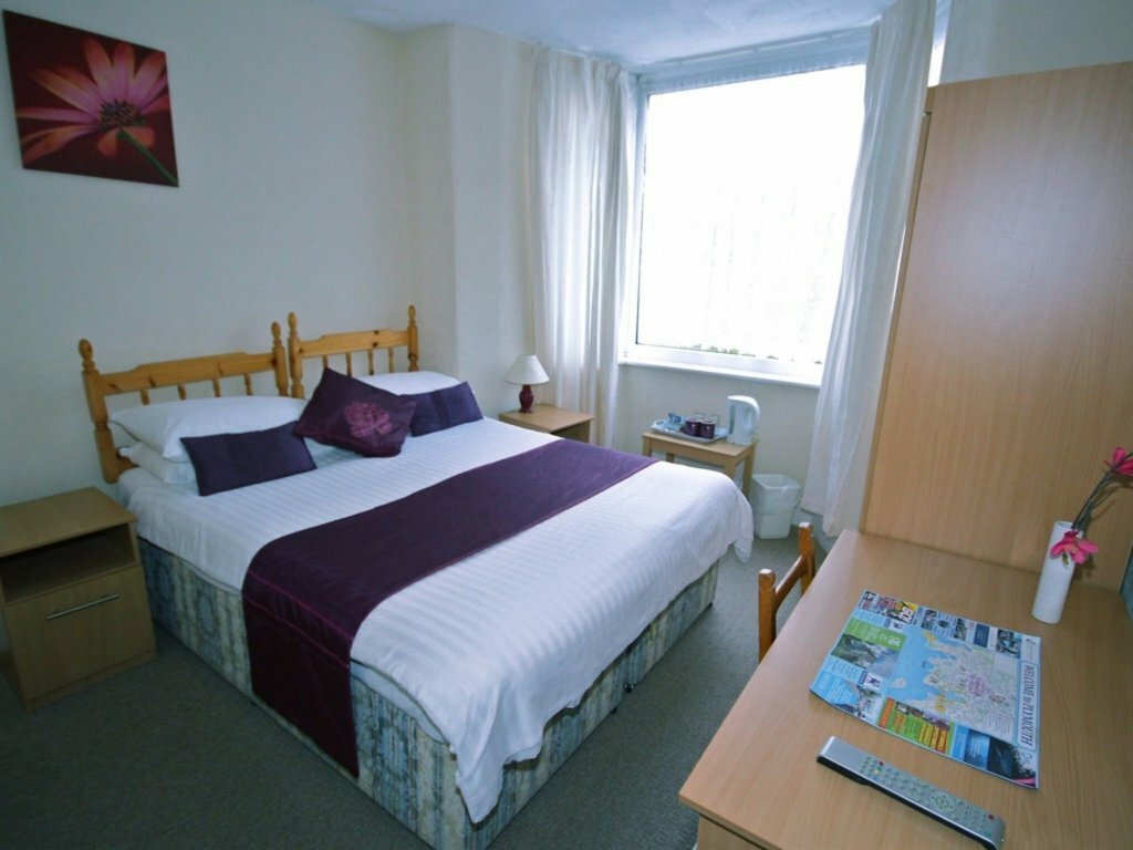Otel The Firs Bed and Breakfast, Plymouth, foto