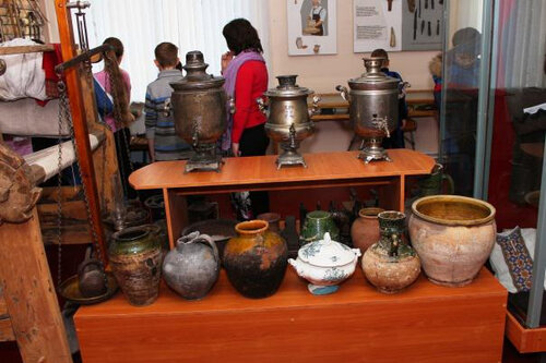 Müzeler ve sanat galerileri Народный краеведческий музей пгт Подгоренский, Voronejskaya oblastı, foto