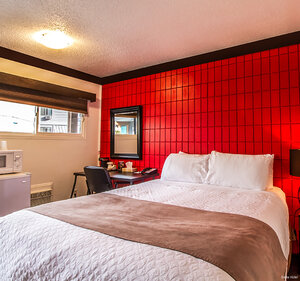 Stoke Hotel SureStay Collection by Best Western (Fraser Drive No:1911), otel  Revelstoke'tan