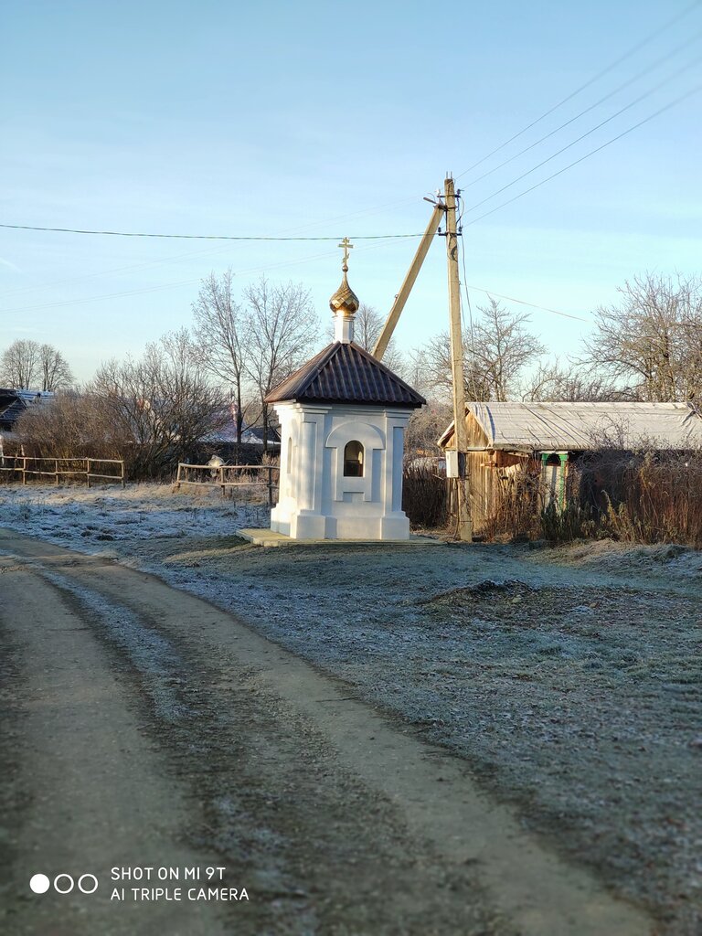 Şapel, haç anıtı Часовенный столб, Vladimirskaya oblastı, foto