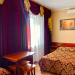 Mini Hotel Kalinina 56 (Kalinina Street No:56), otel  Yeysk'ten