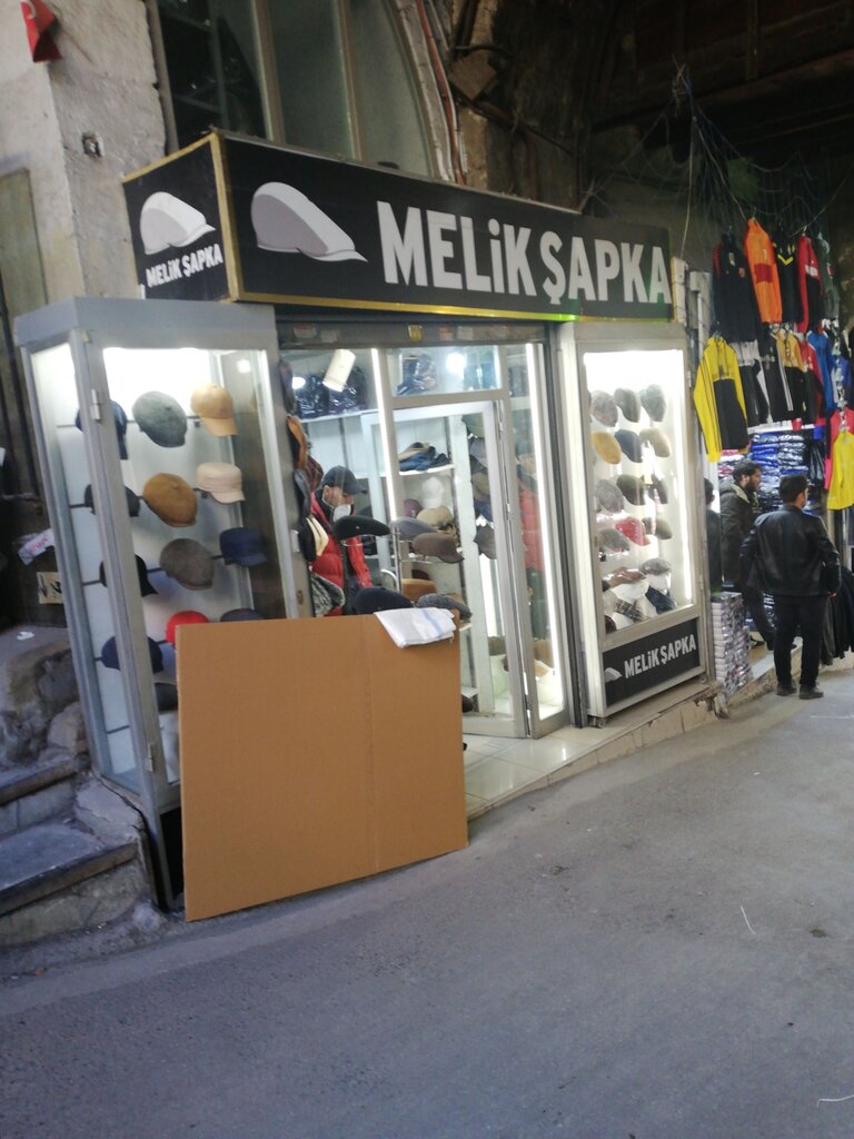 Şapka satan mağazalar Çerçi Şapka, İstanbul, foto
