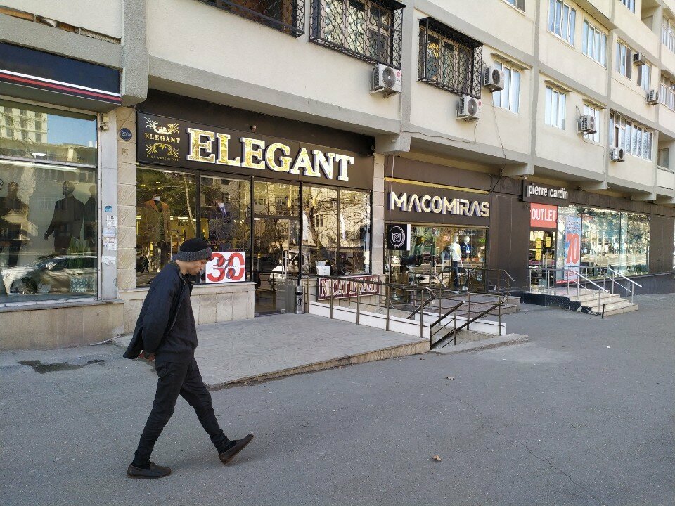 Giyim mağazası Elegant, Bakü, foto