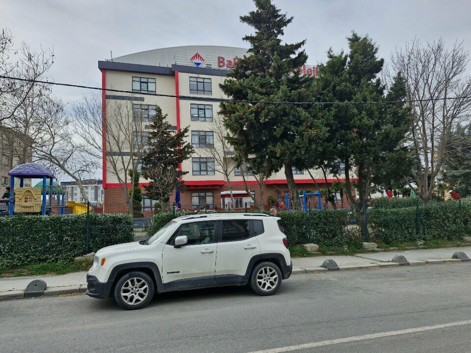 Ortaokul Bahçeşehir Koleji, İstanbul, foto