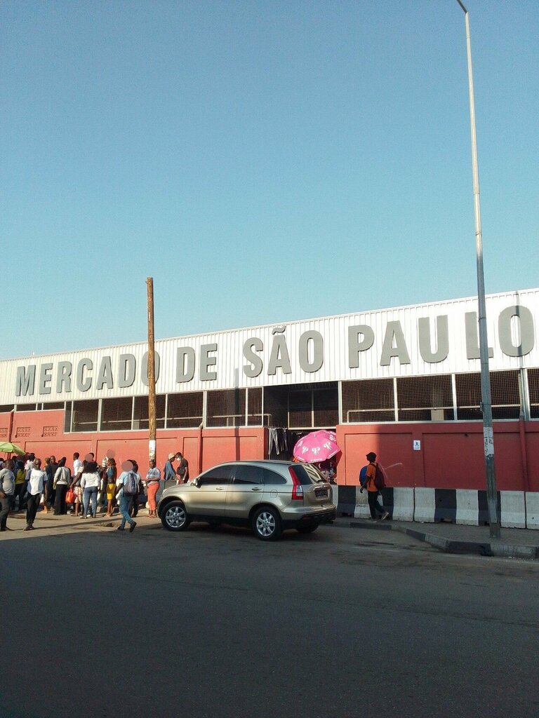 Mini-market Mercado do São Paulo, Loanda, foto