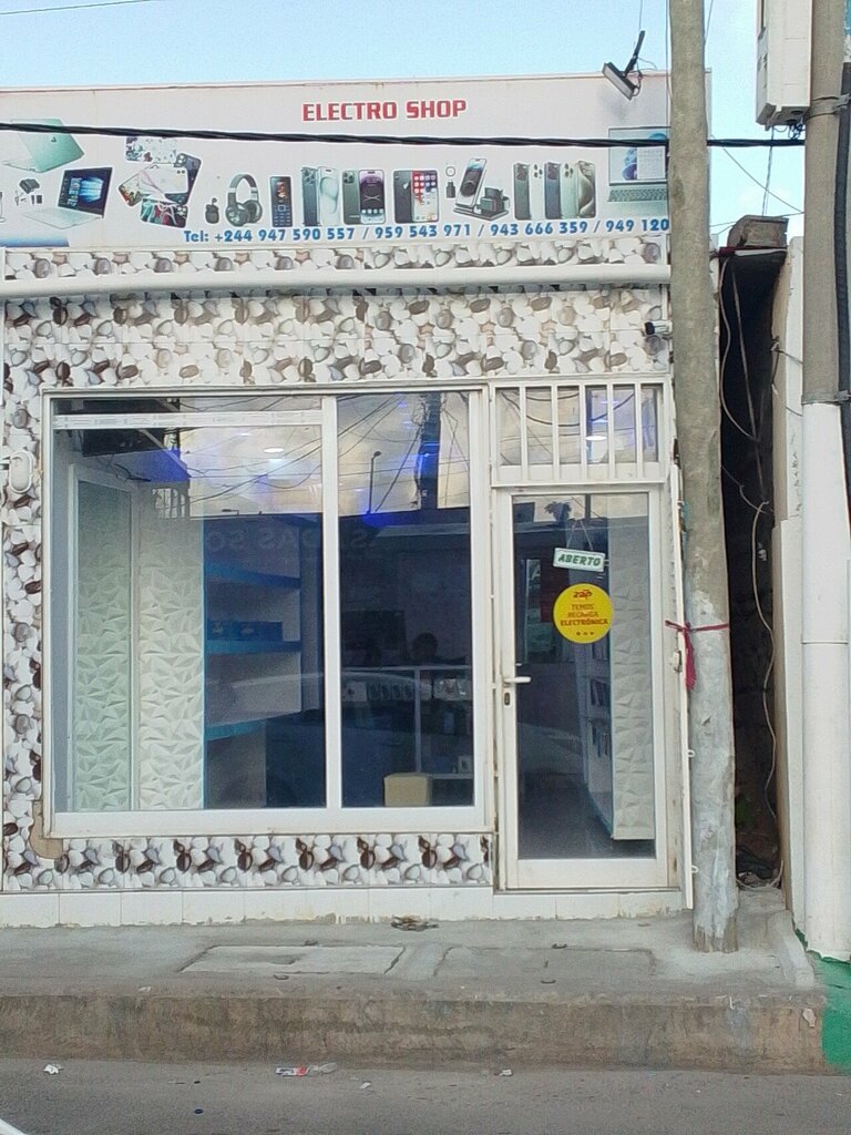 Elektrik ve elektrikli ürün mağazası Electro shop, Loanda, foto