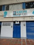 Superior Arts Academy (Antioquia, Municipio de Medellín, Laureles Estadio, Calle 44, 78-51), ortaokul