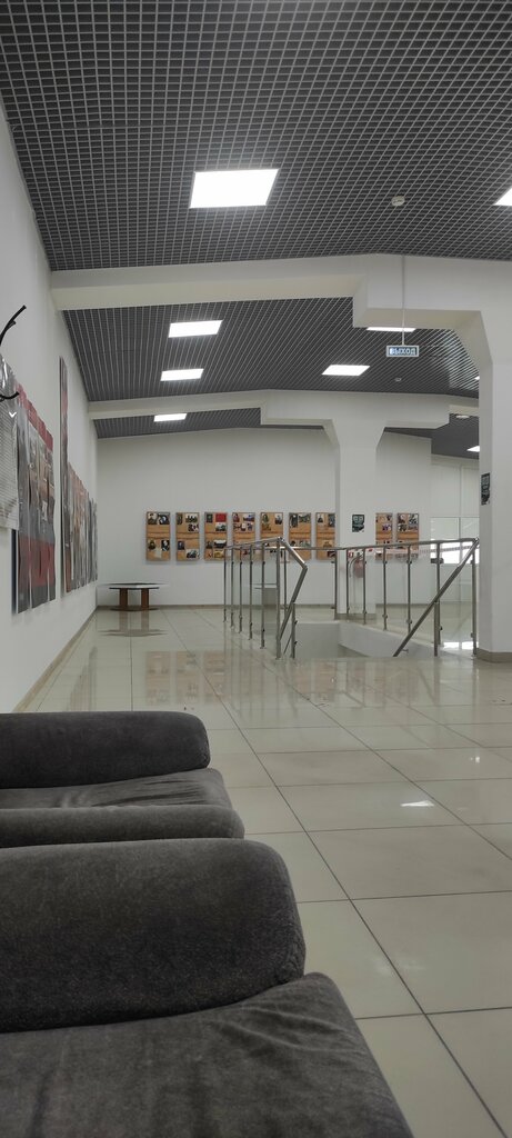 Otomobil yedek parçaları Ng-Service, Novy Urengoy, foto