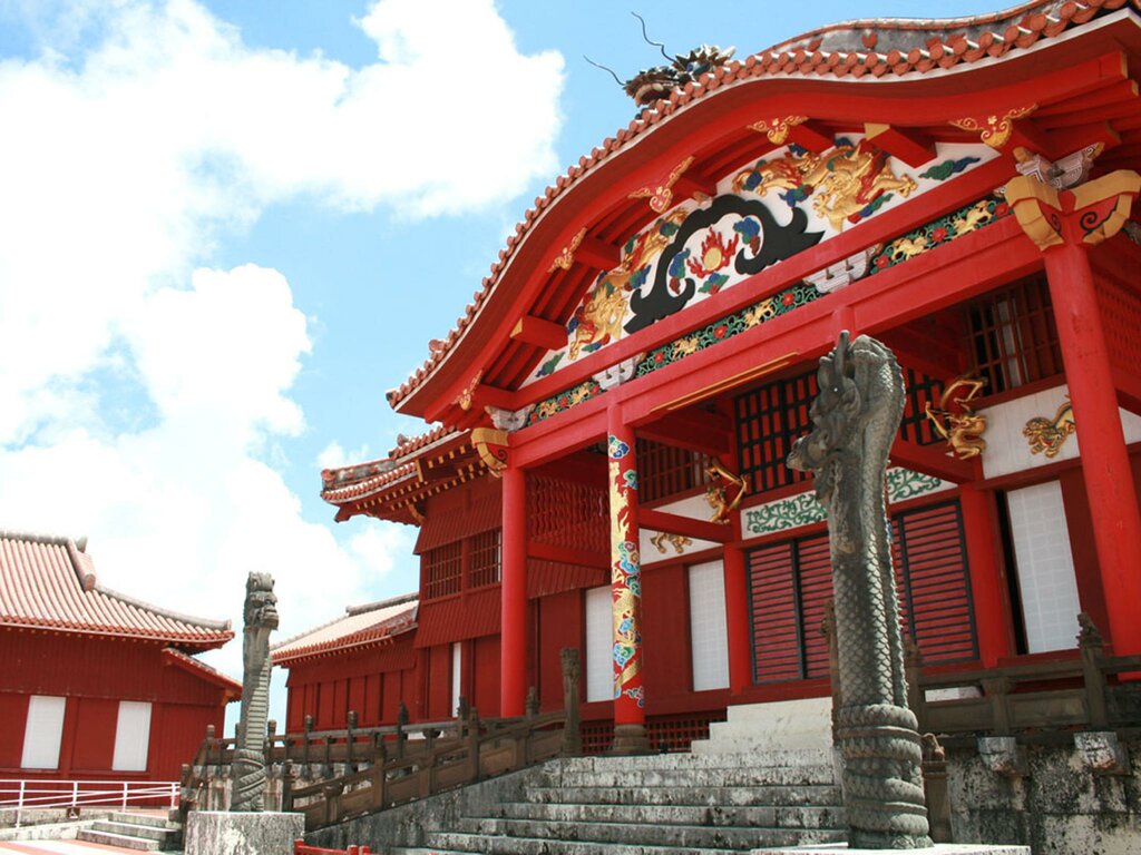 Otel Toyoko Inn Okinawa Naha Omoromachi Ekimae, Naha, foto