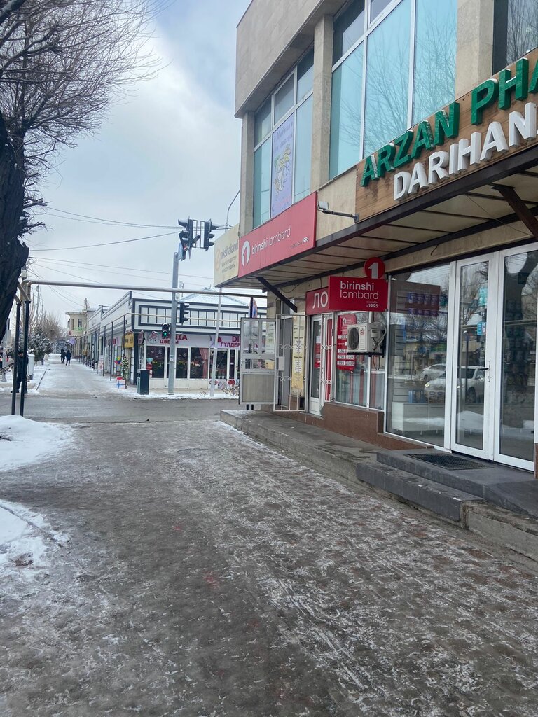 Rehincilik Birinshi Lombard, Türkistan, foto