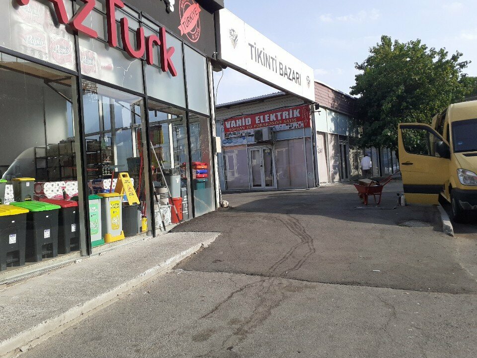 Yapı mağazası Tikinti uchun khirdavat, Bakü, foto