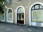 Школьная, 15 (Shkolnaya Street No:15), tıp merkezleri ve klinikler  Saint‑Petersburg'dan