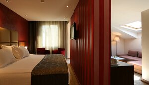 Riva Reşatbey Business Hotel (Reşatbey Mah., Adalet Cad., No:20, Seyhan, Adana), otel  Adana'dan