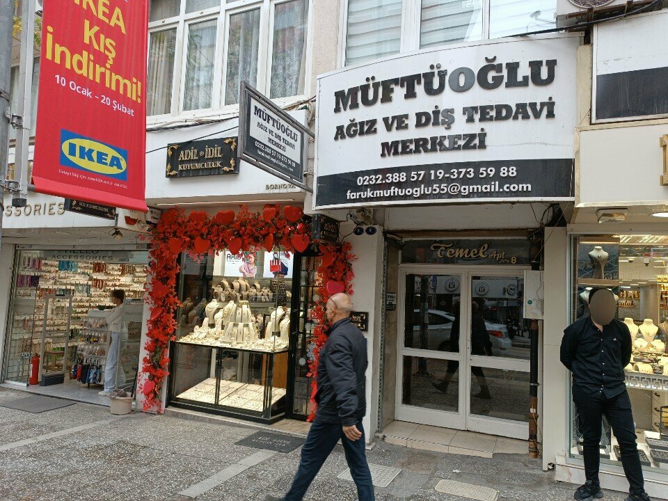 Özel ağız ve diş sağlığı klinikleri ve muayenehaneleri Diş Hekimi Faruk Müftüoğlu, İzmir, foto