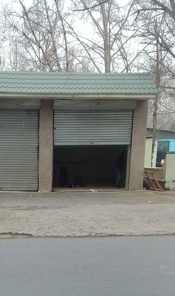 Otomobil servisi Razval, Mingeçevir, foto