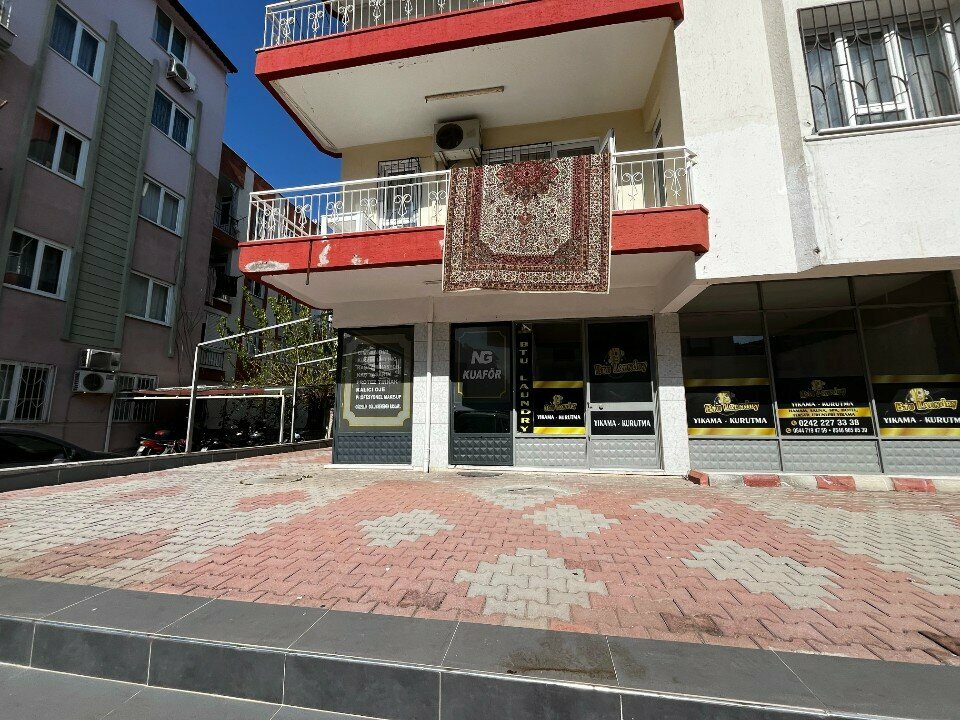 Kuru temizlemeciler Btu Laundry, Antalya, foto