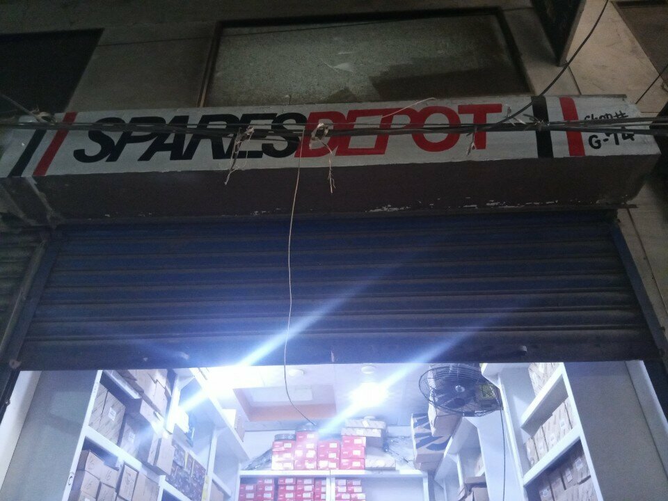 Otomobil yedek parçaları Spares, Karaçi, foto