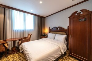 New Chonji Hotel (Seoul, Line 2, Euljiro-1ga), otel  Seul'dan