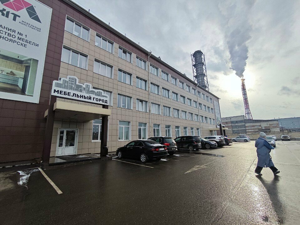 Cam ve cam ürün üreticisi Inzhener Steklov, Krasnoyarsk, foto