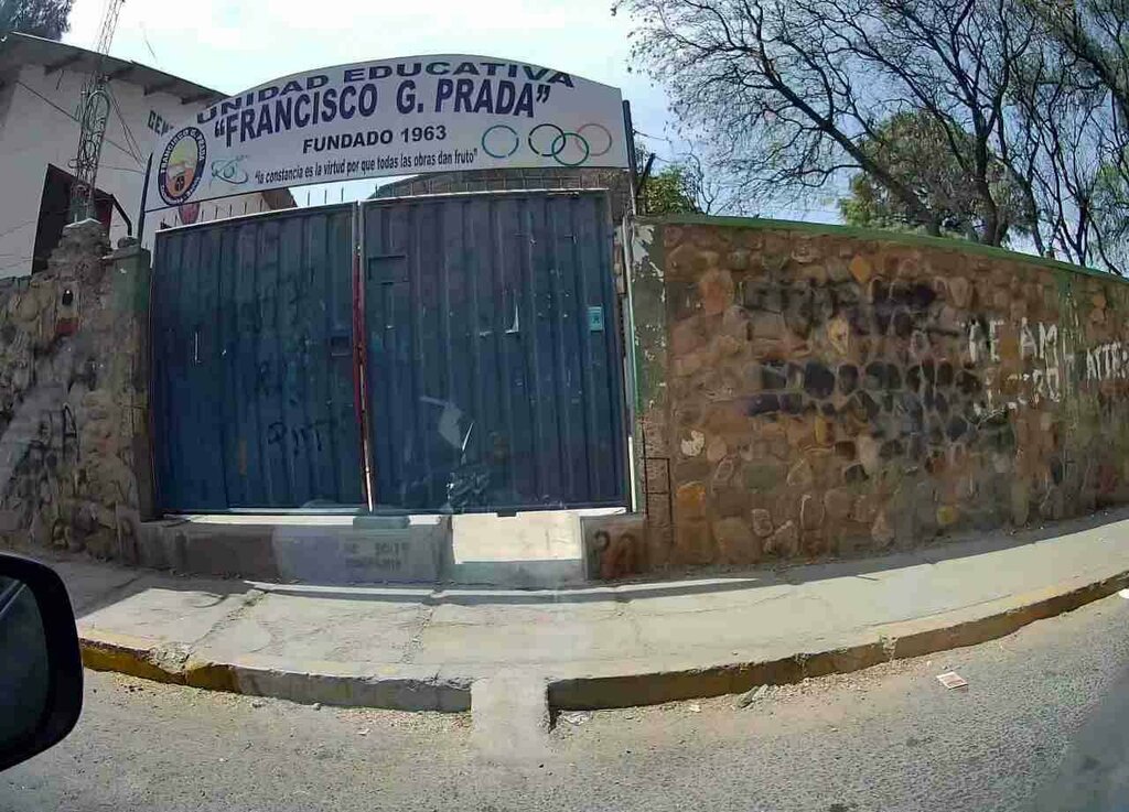 Yüksekokul U. E Francisco G. Prada, Cochabamba, foto