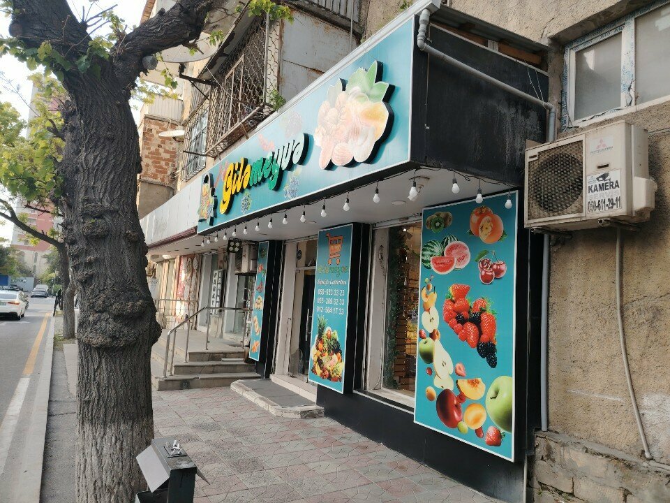 Manavlar Giləmeyvə, Bakü, foto