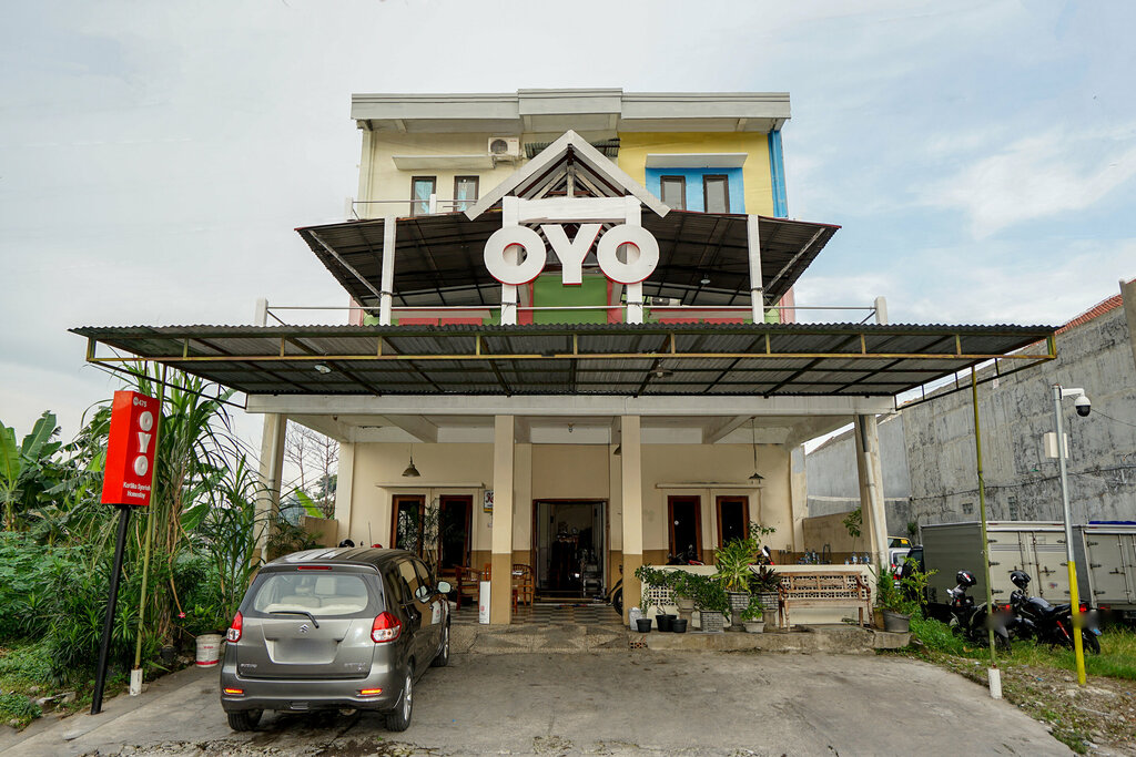 Otel Oyo 475 Kartika Syariah Homestay, Surabaya, foto