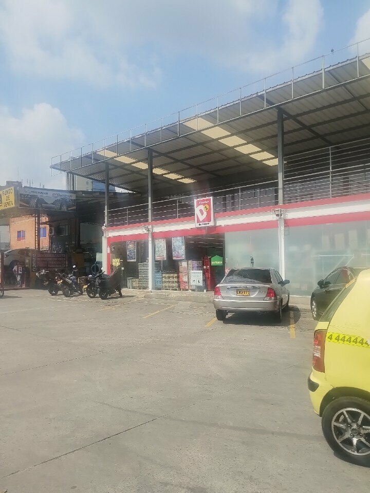 Büyük mağazalar D1, Cali, foto