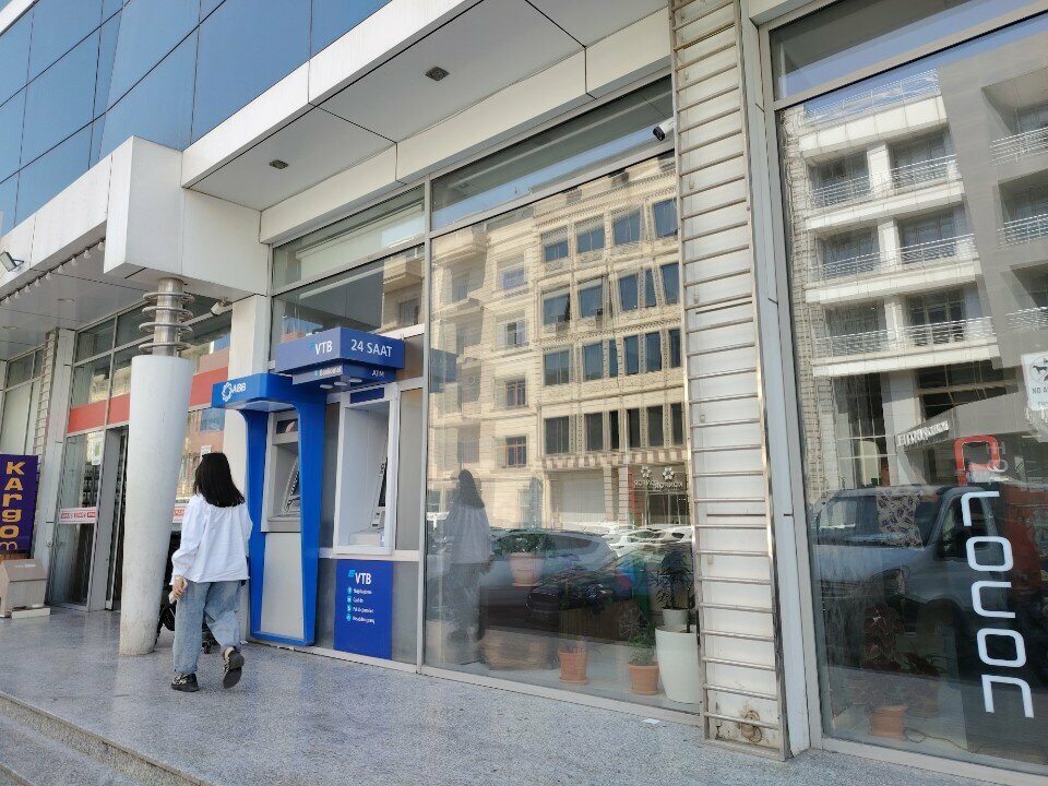 ATM'ler Vtb ATM, Bakü, foto