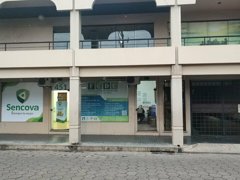 Yönetim ofisi Flores Cruz Diligence Consultor, Santa‑Krus, foto