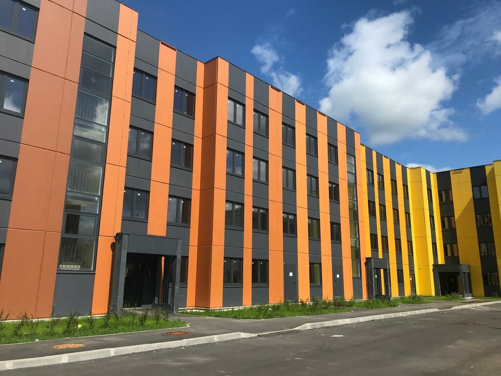 Konut blokları Куприн, Gatchina, foto