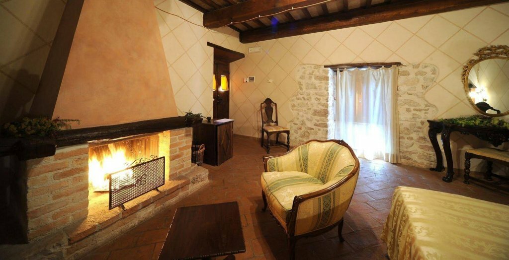 Otel Antico Casale Urbani, Umbria, foto