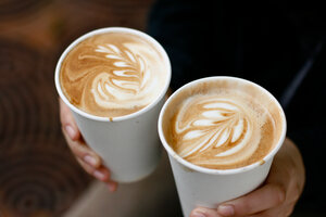 CoffeeIN Go (Stroiteley Street No:3), kahve dükkanları  Usinsk'ten