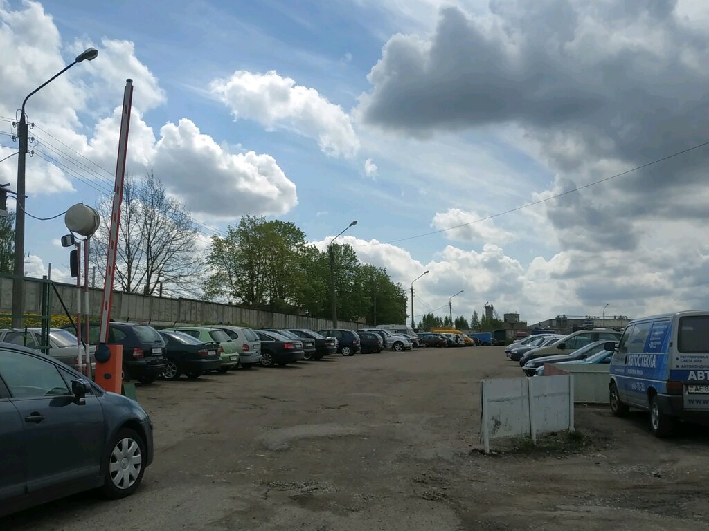 Otoparklar Car park, Vitebsk, foto