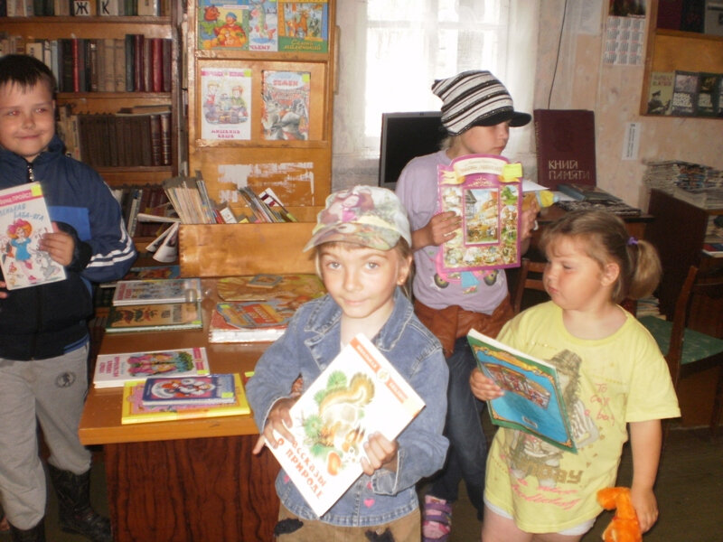 Kütüphaneler Нагатинская сельская библиотека-филиал № 19, Kostromskaya oblastı, foto