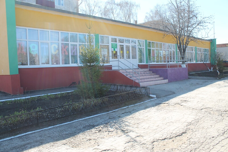 Müzeler ve sanat galerileri Neftegorsky Museum of Local Lore, Neftegorsk, foto