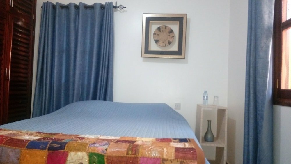 Otel Ziso Home - Adults Only, Kampala, foto