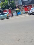 Auntie christie's pasteries (Greater Accra Region, City of Accra, Oxford Street), market  Akra'dan