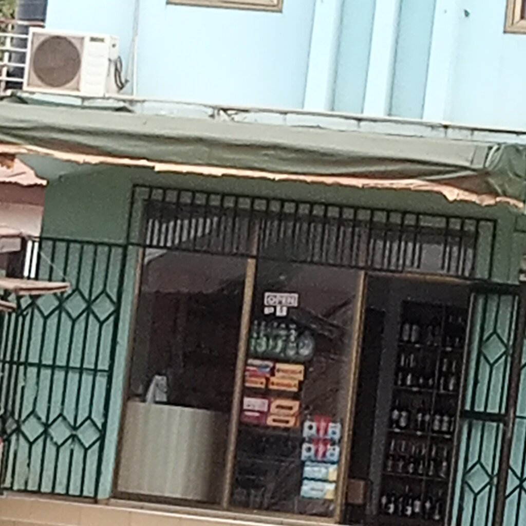 Alkollü içecekler Trisas Wine Store, Dünya, foto