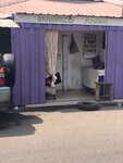 Anagazo Fashion (Edward Akufo-Addo Road No:3), giyim mağazası  Akra'dan