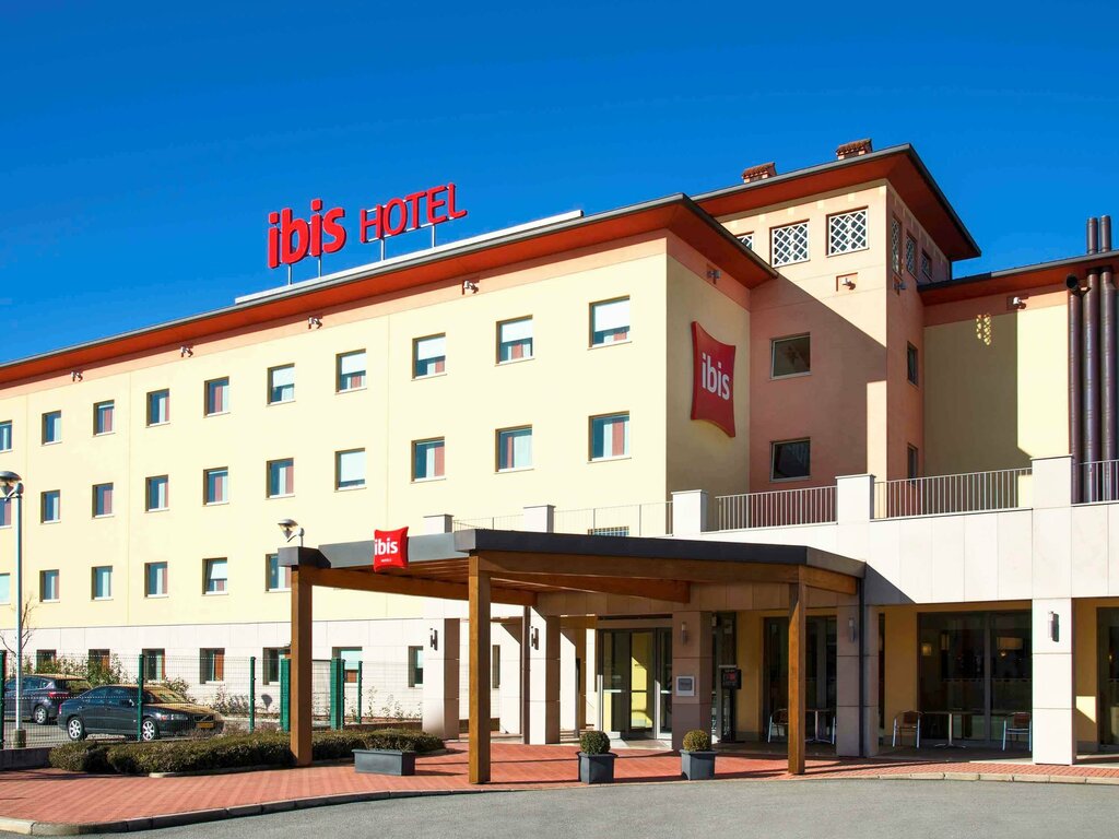 Otel Ibis Como, Lombardiya, foto